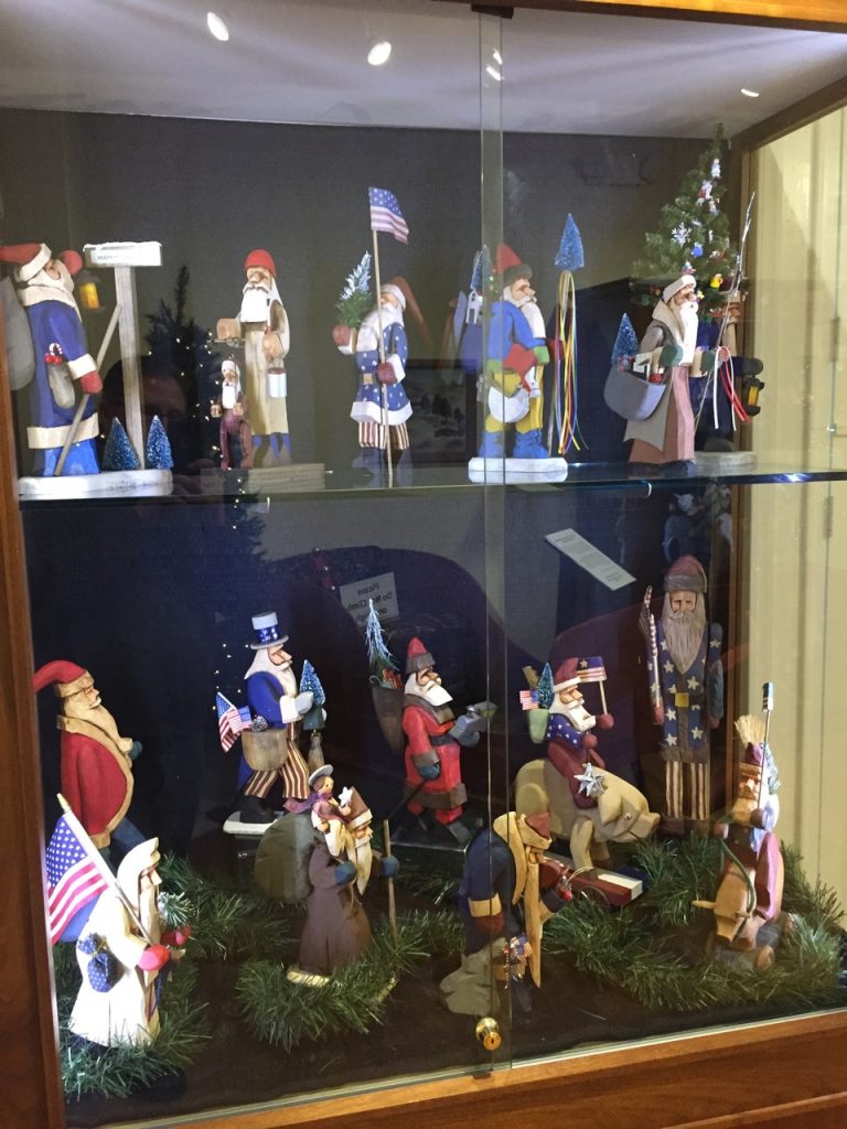 Jim Schmidt's charming wood-carved Santas have become beloved part of ...