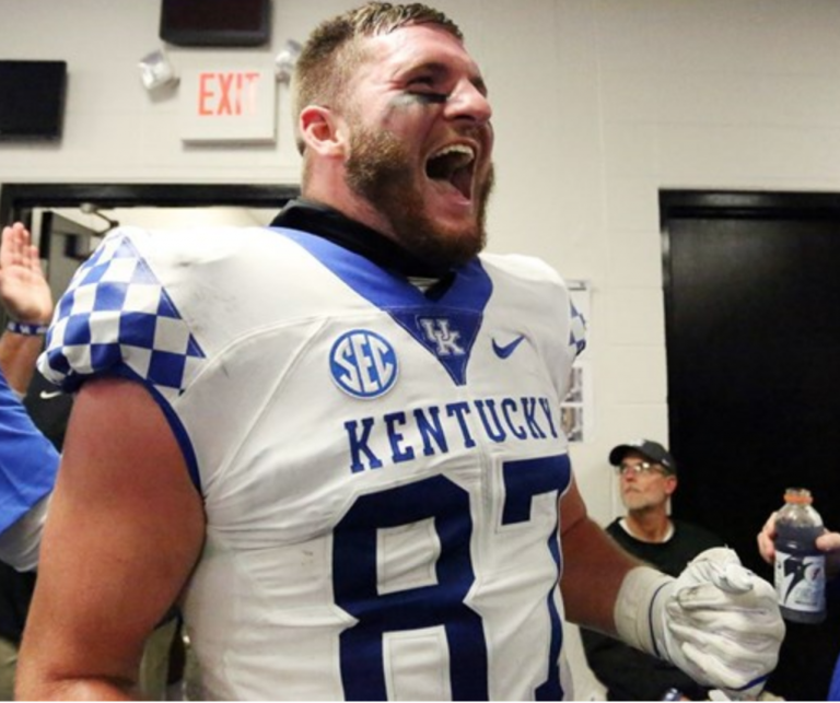 Show me! No. 12 Kentucky scores on last play of the game to stun ...