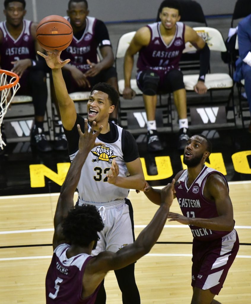 College notebook: Former UK star Anthony Epps joins NKU women’s ...