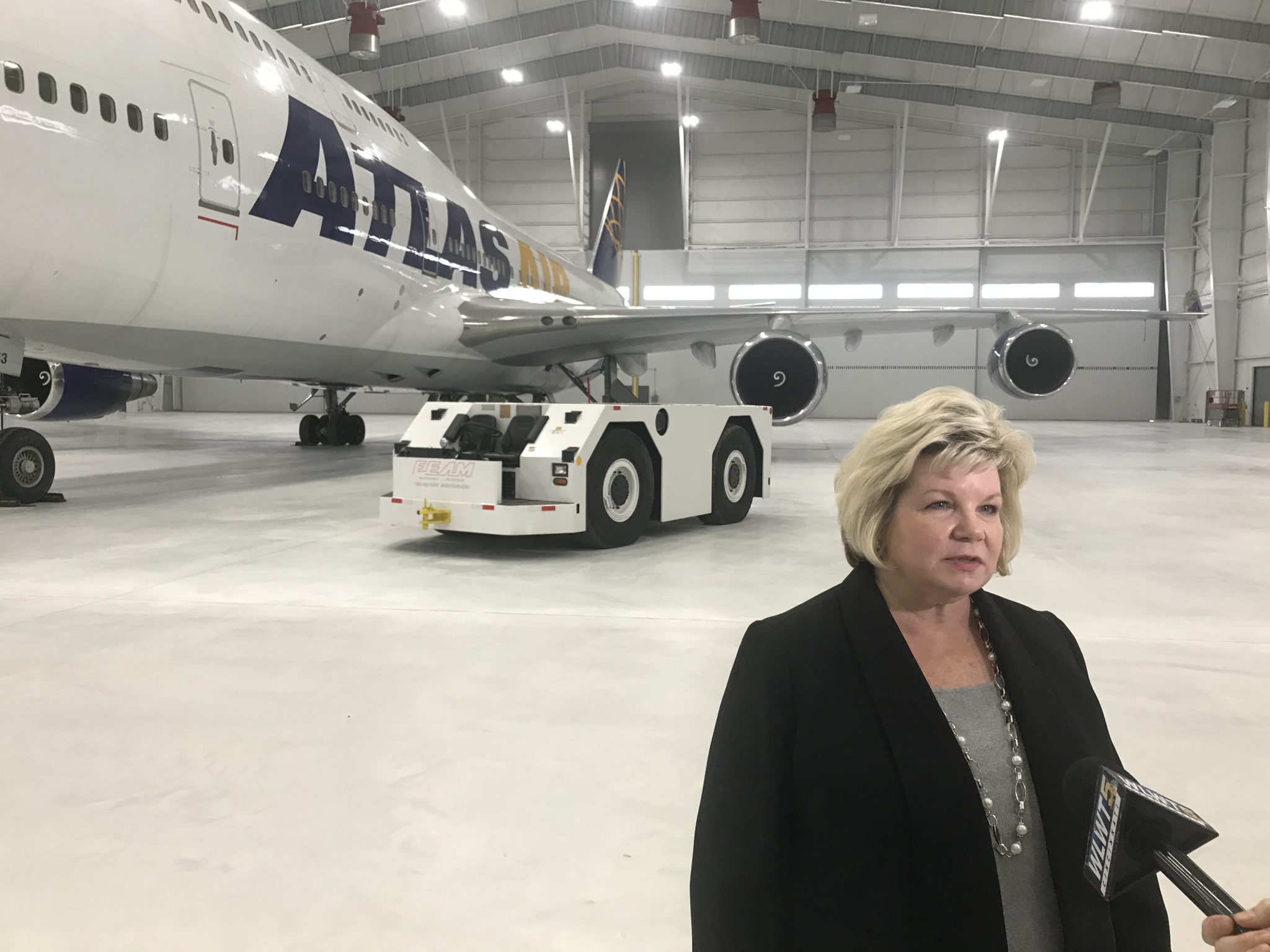 FEAM Aero opens $19M cargo maintenance hangar at CVG, adds 100 jobs ...