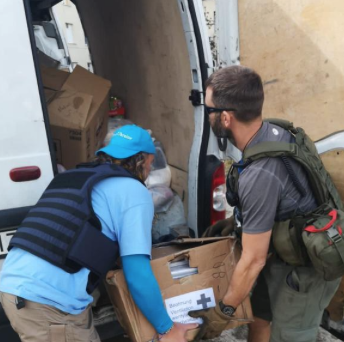 Ben Dusing and John Gardner living an adventurous life providing ...