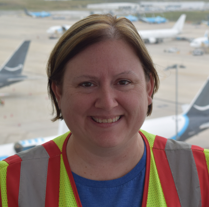 Call her 'Jess': Jessica Stewart is in charge of largest Amazon field ...