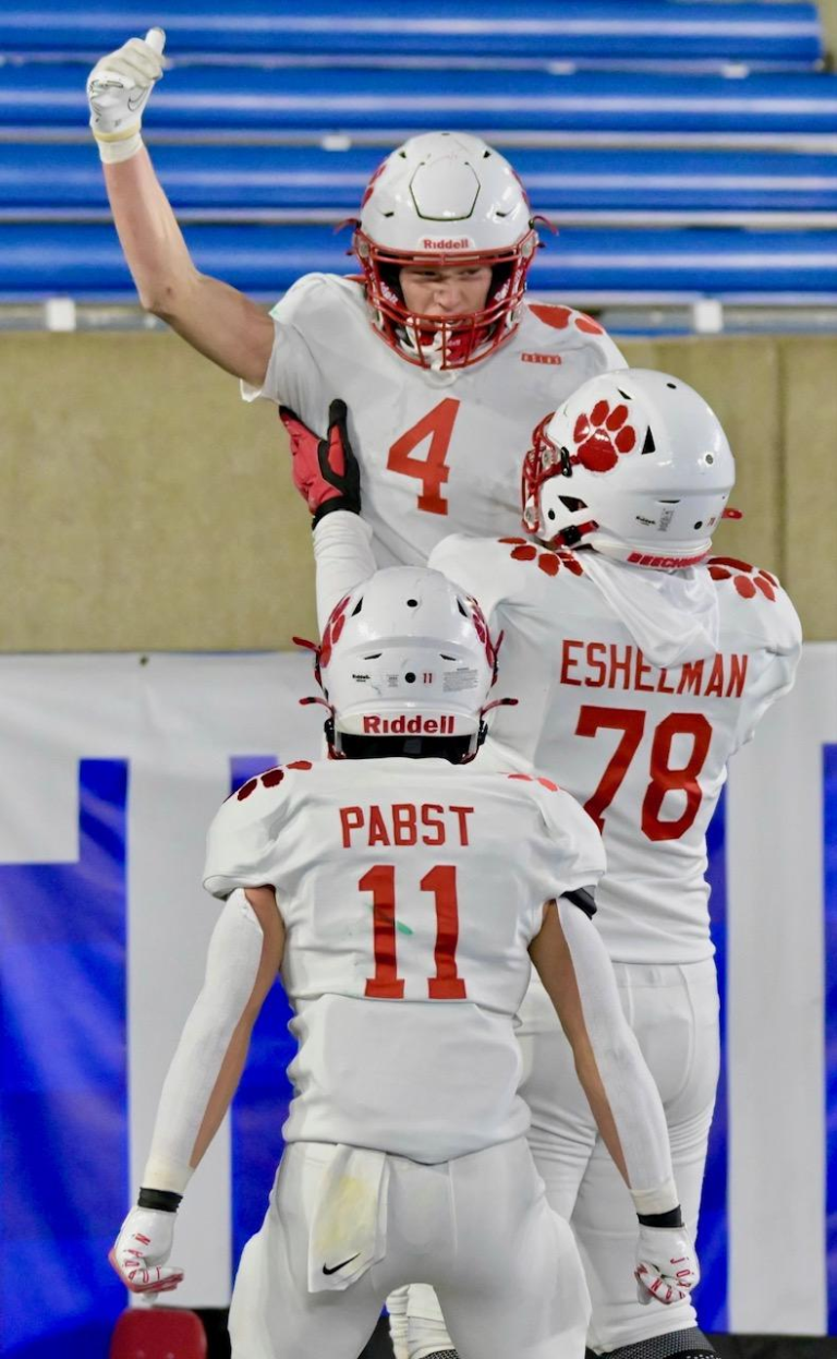 Speedy Beechwood runs over unbeaten Owensboro Catholic for 18th state ...