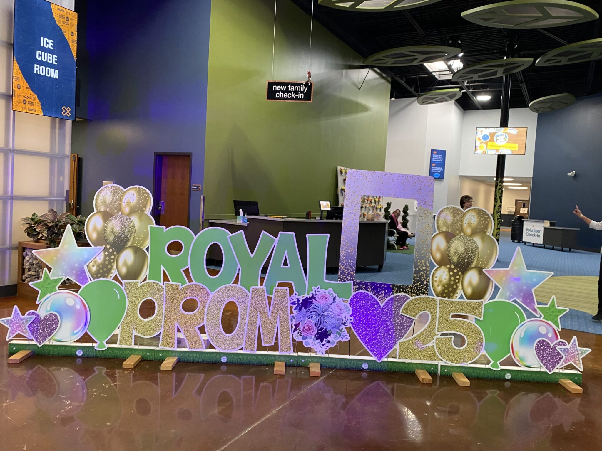 Royal Prom guests get red carpet experience at 11th annual event at ...